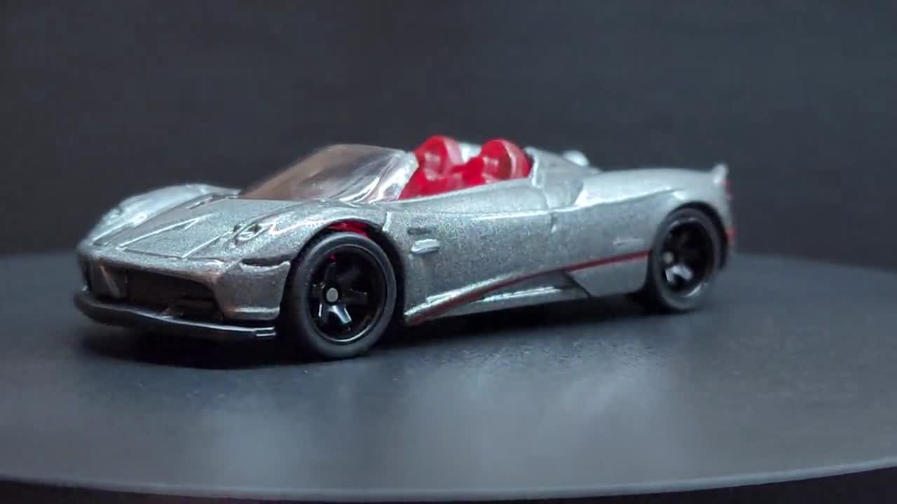 Pagani Huayra Roadster Silver