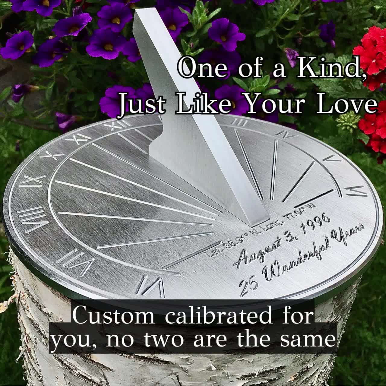 Sundial Quotes Garden Sundial Time Hi Res Stock Photography And Images