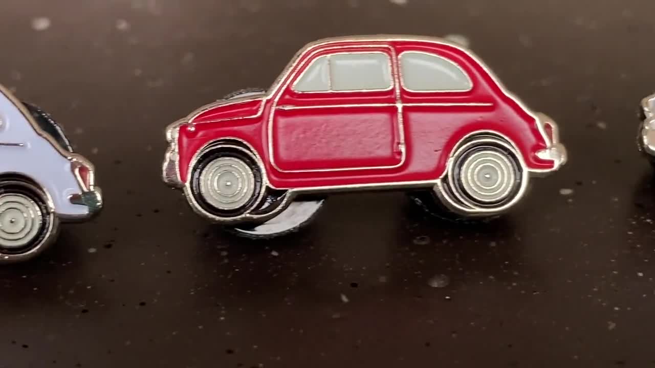 Pin Fiat 500 Ferrari