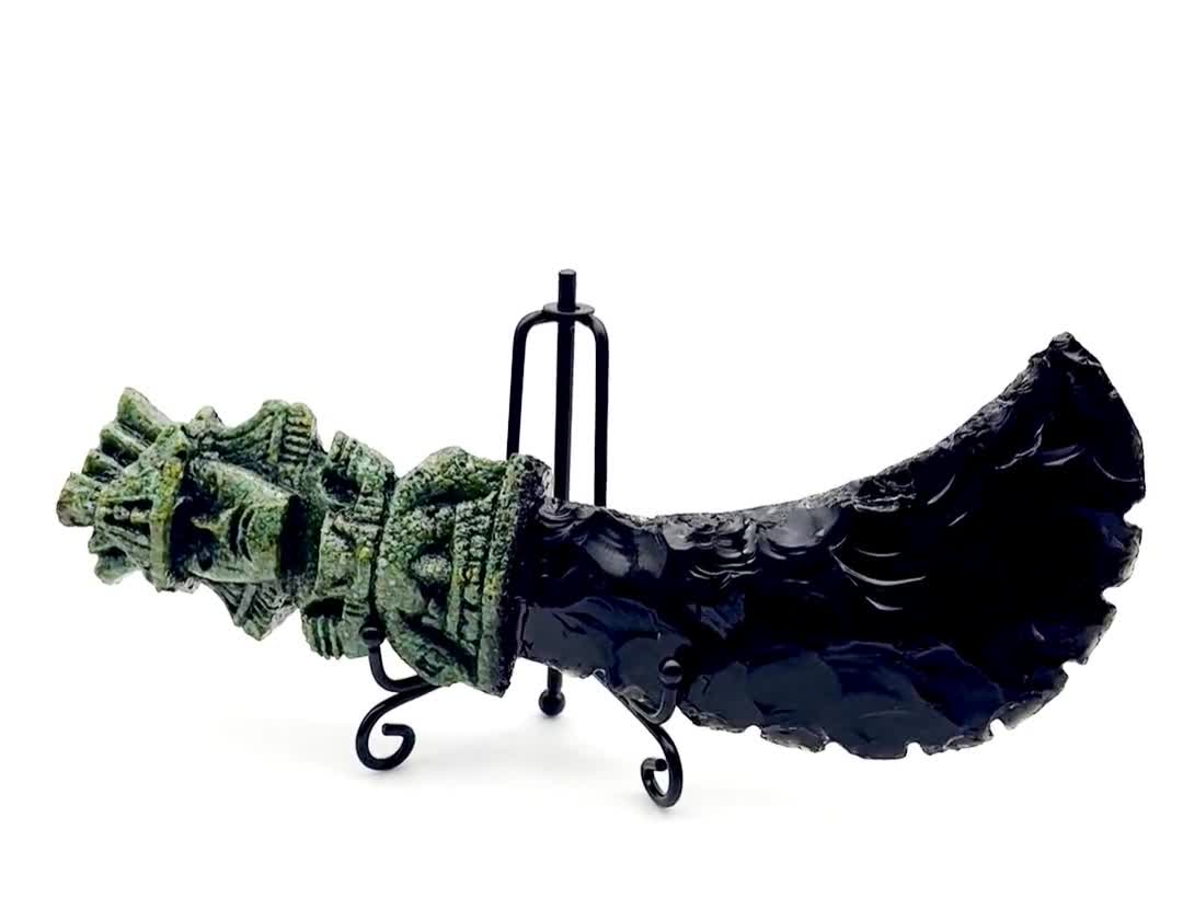 Armas De Obsidiana Aztecas Macahuitl Arma Azteca Con Incrustacion De