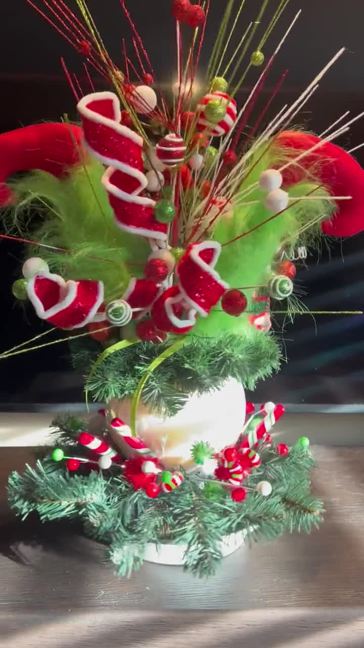 Whimsical Christmas Floral Centerpieces Top Hat Centerpiece Floral