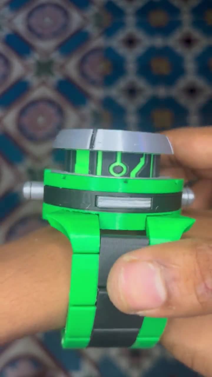 Ben 10 Alien Swarm Omnitrix Replica