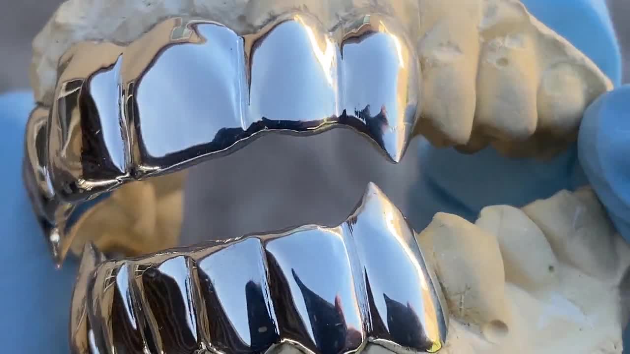 Vampire Grillz Bottom