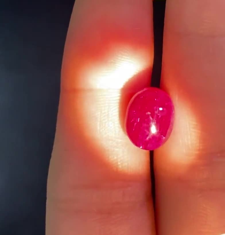 Burma Star Ruby 6.45 CT, Star Ruby, Ruby, Ruby Cabochon Burma Star Ruby 6.45 CT, Star Ruby, Ruby, Ruby Cabochon