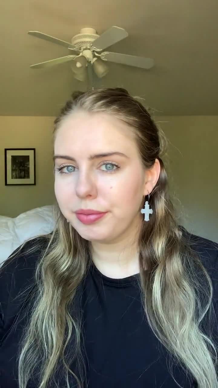 Lydia Kent's Instagram, Twitter & Facebook on IDCrawl