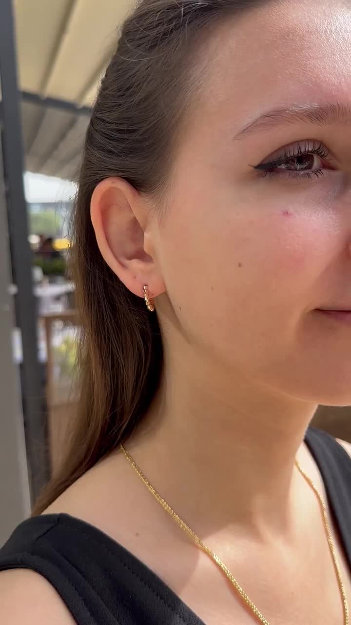 Laura Majewski's Instagram, Twitter & Facebook on IDCrawl