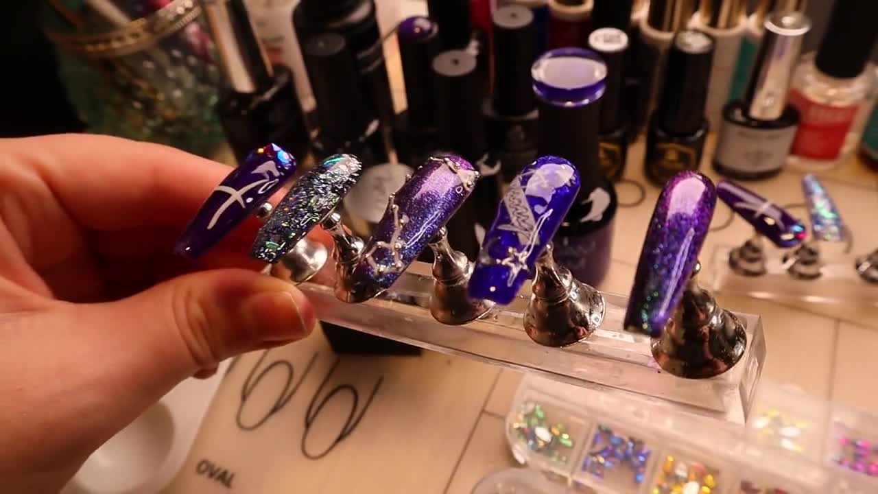 Simply nailogical zodiac sign - Horoscopeaz.com