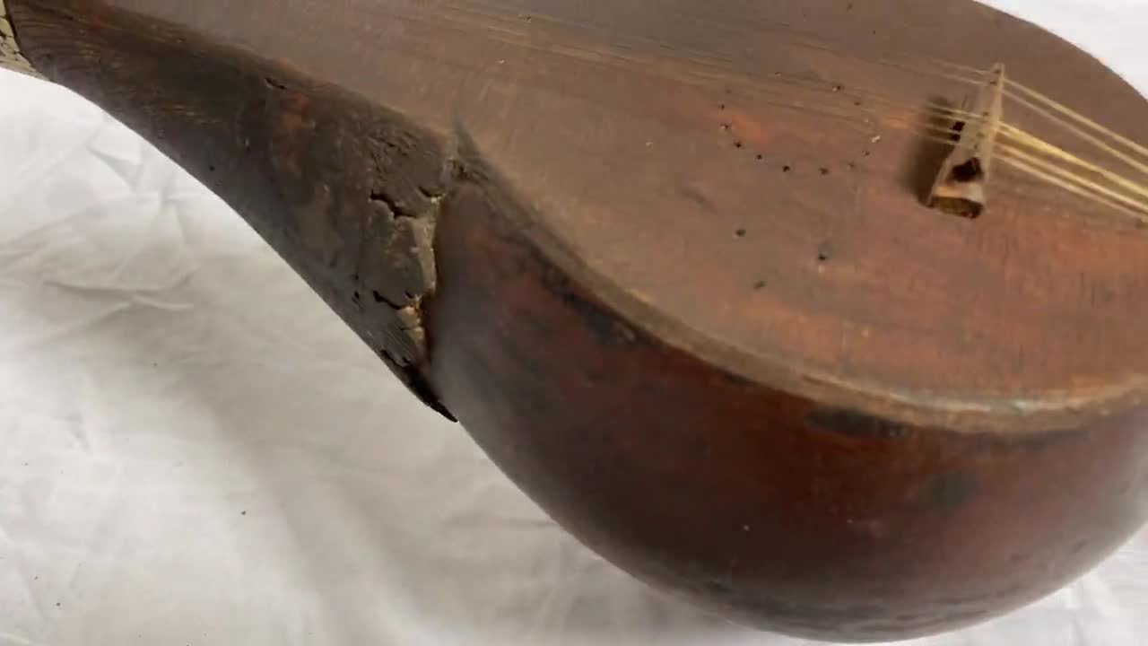 Ancient Tanbur