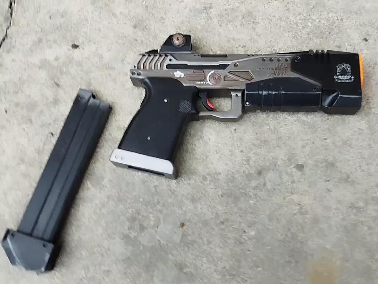 Titanfall Smart Pistol Airsoft