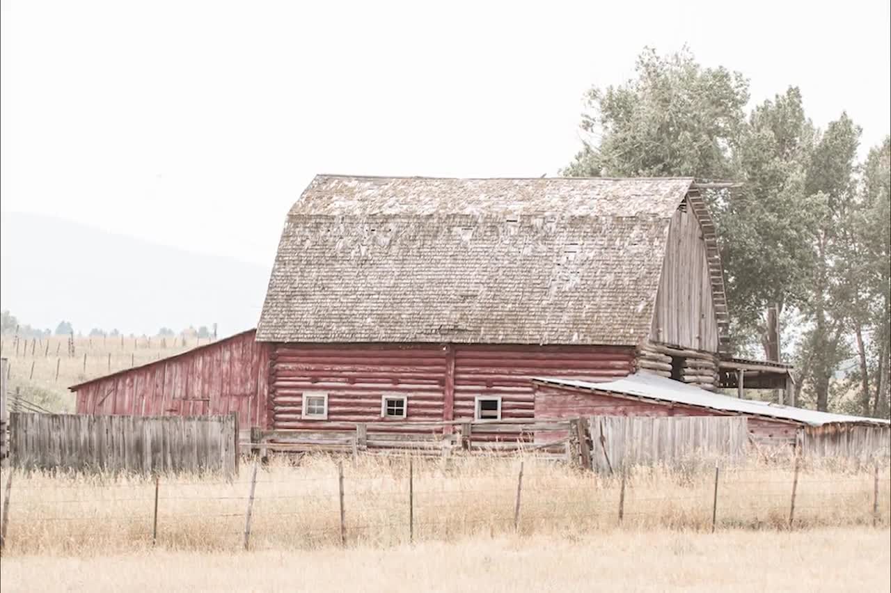 Old Barn Montana