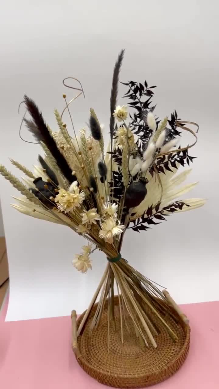 Modern Dried Flowers Dried Flower Crafts Contemporary Art Floral