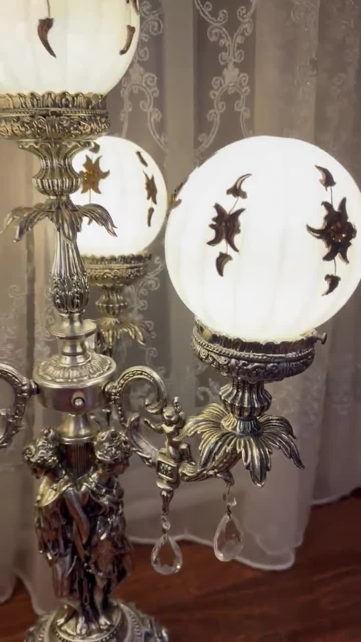 Vintage Globe Table Lamp With Prisms