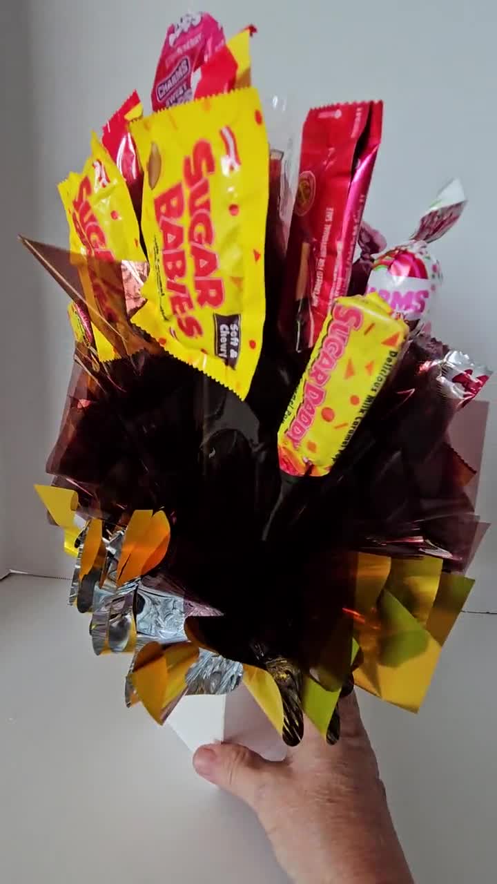 Volleyball Candy Bouquet 32 Kids Ideas | Candy Bouquet Diy, Pool