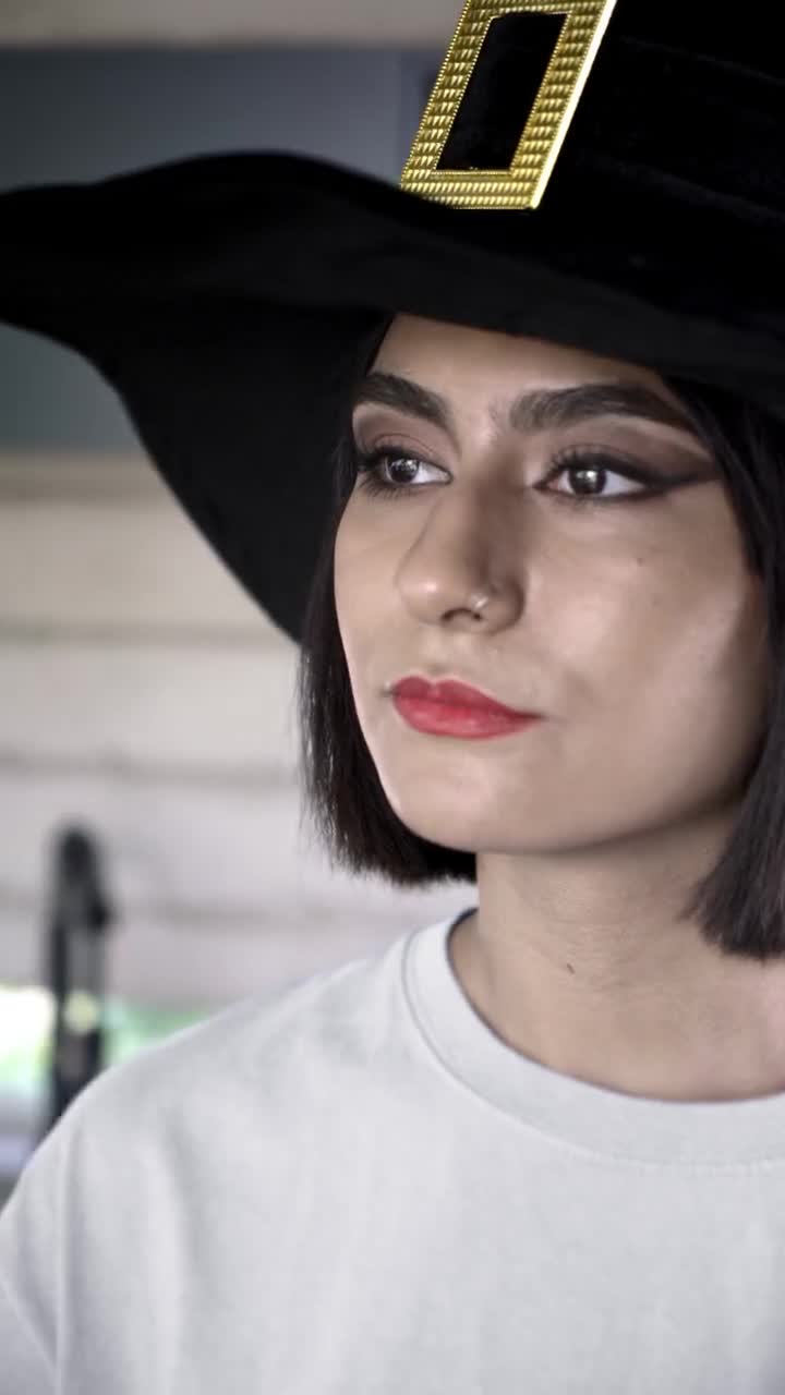 Laura Mauer's Instagram, Twitter & Facebook on IDCrawl